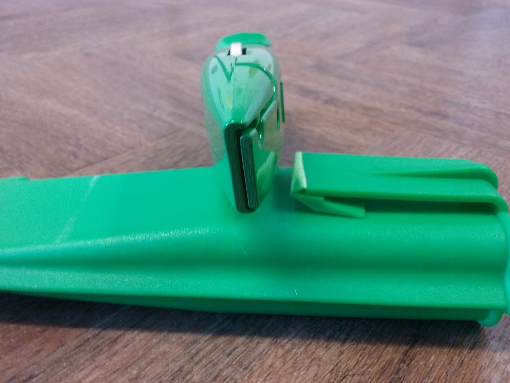 Janser Dolphin Green Trimming Knife With Holster - Re-new Flooring Tools